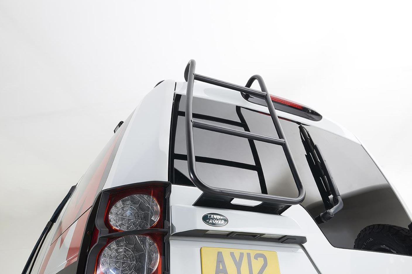 Discovery 3 & 4 Roof Access Ladder - VPLAR0164TF - Terrafirma | Rimmer Bros