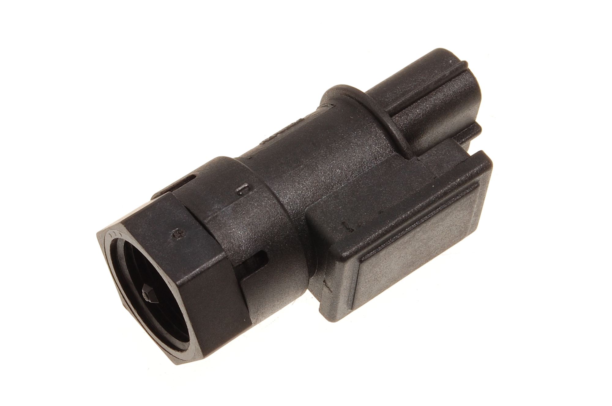 Genuine Land Rover Speedometer Transducer - YBE100520L | Rimmer Bros