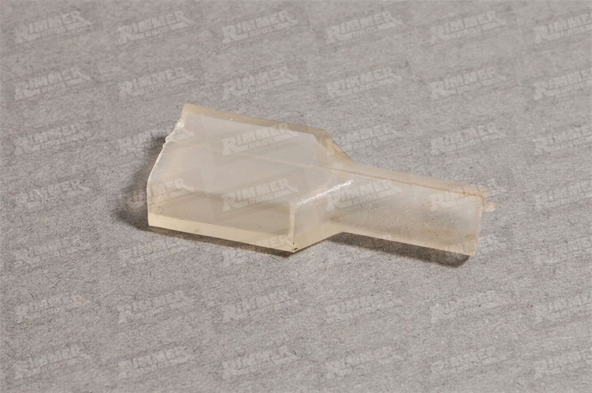 Lucar Insulator 3/8" - 515399 | Rimmer Bros