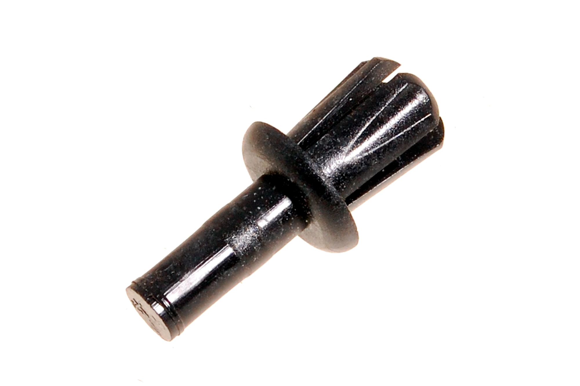 Genuine Land Rover Clip - RETAINING - LR033144 | Rimmer Bros