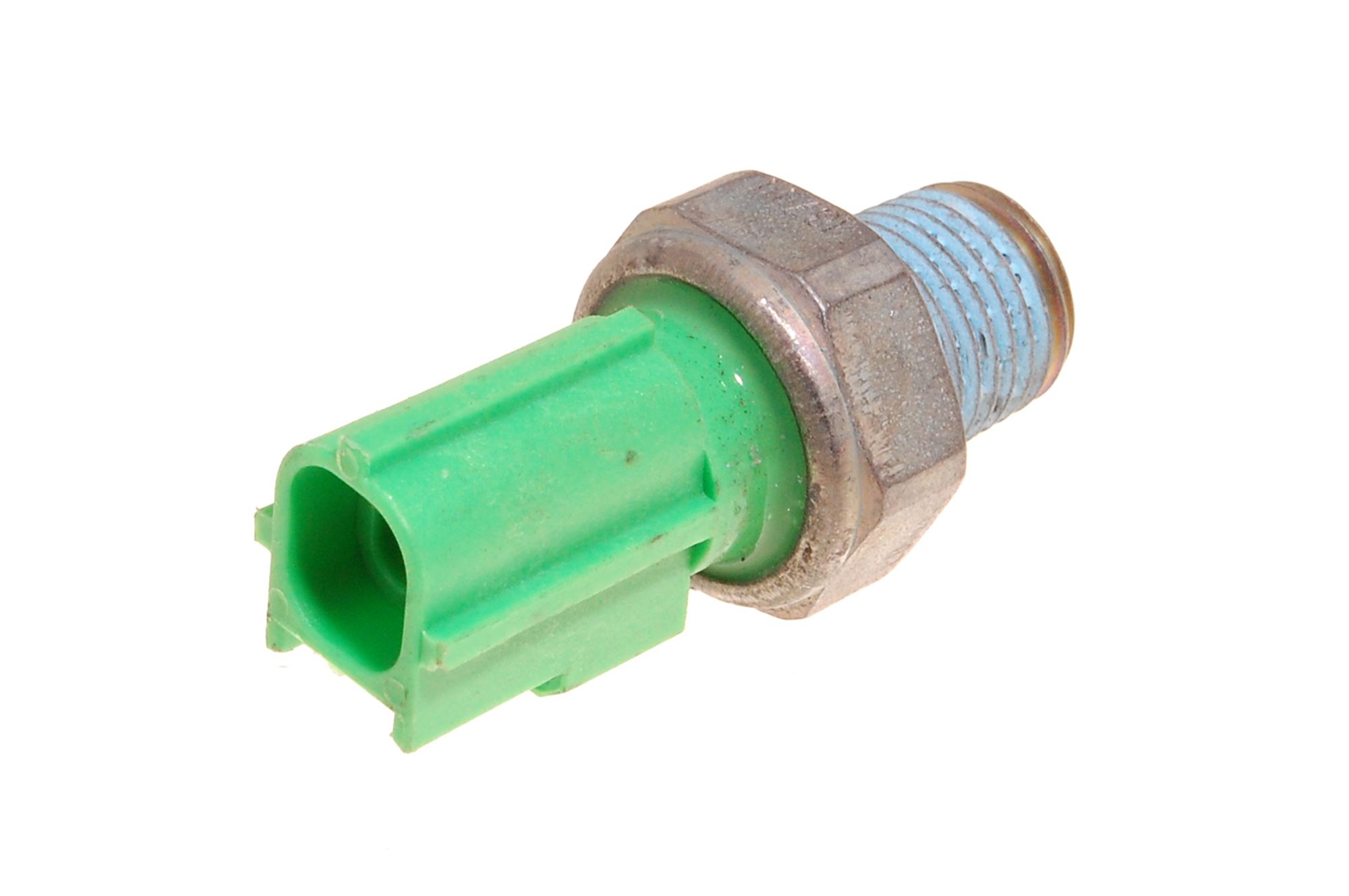 Genuine Land Rover Oil Pressure Switch - LR000633 | Rimmer Bros