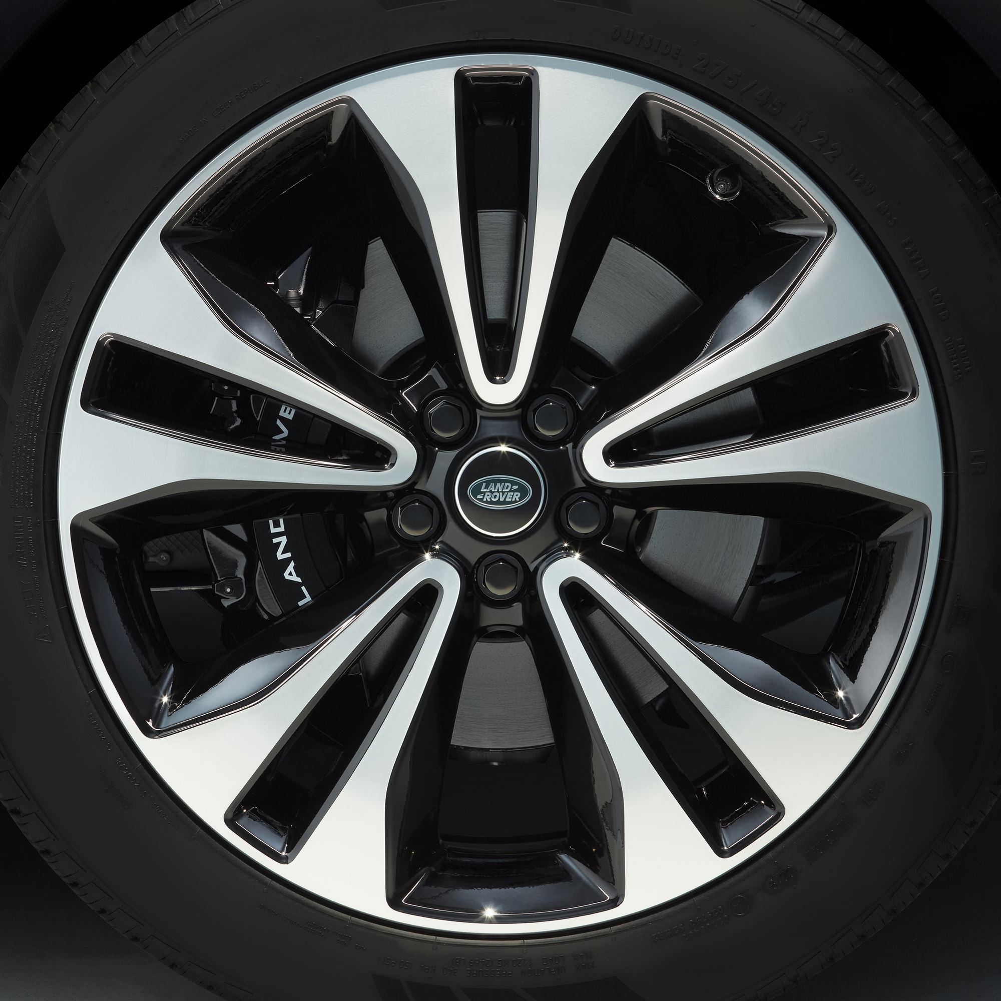 Alloy Wheel 9.5 x 22 Magnum Gloss Black Diamond Turned - LR145242 ...